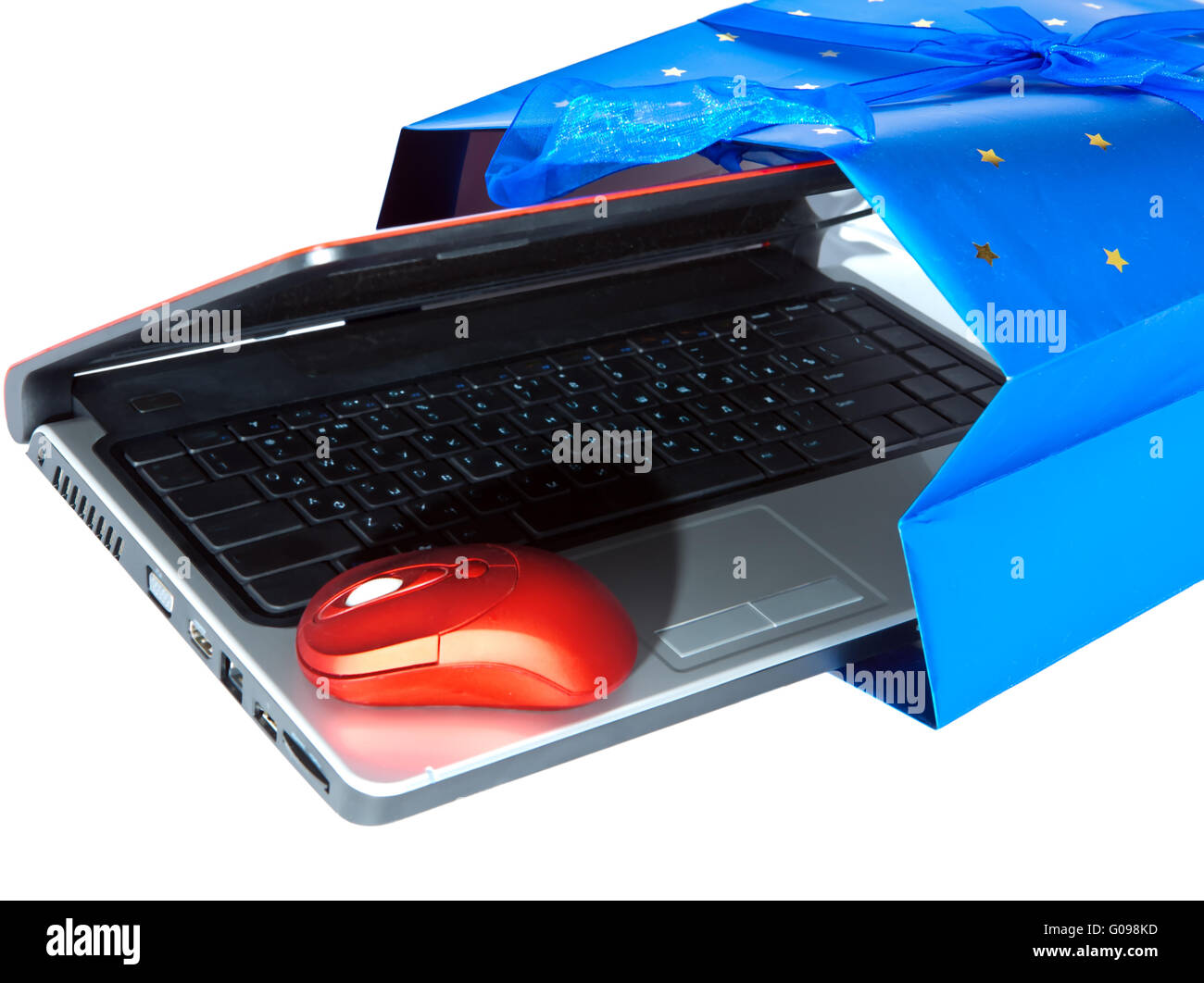 Red notebook and a computer mouse are packed Stock Photo - Alamy