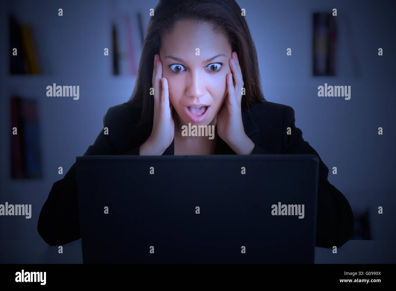 Person using desktop computer hi-res stock photography and images - Alamy