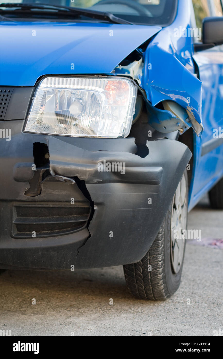Bumper damage hi-res stock photography and images - Alamy