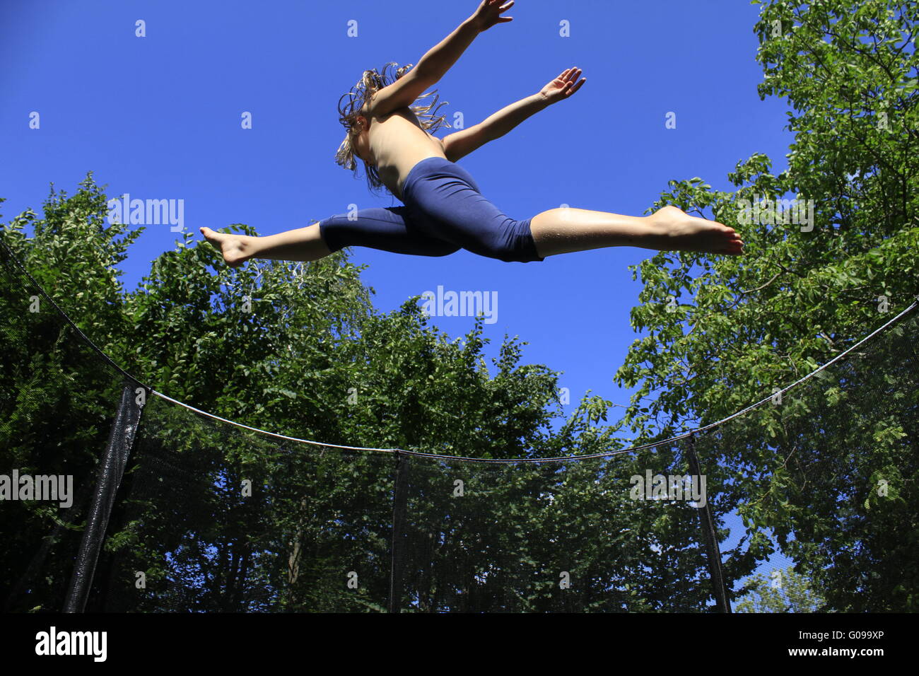 Trampolin Springen High Resolution Stock Photography and Images - Alamy