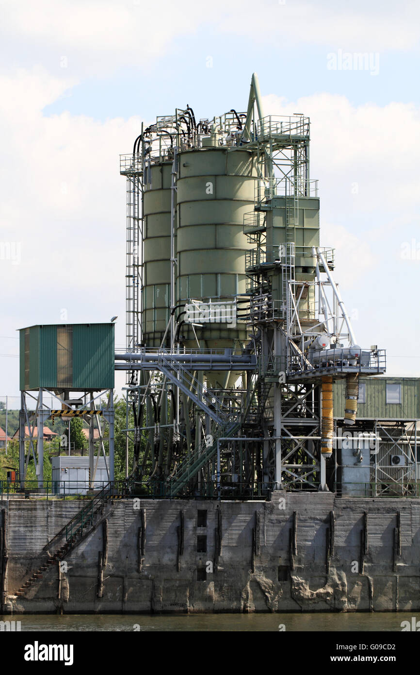 Process pipework hi-res stock photography and images - Alamy