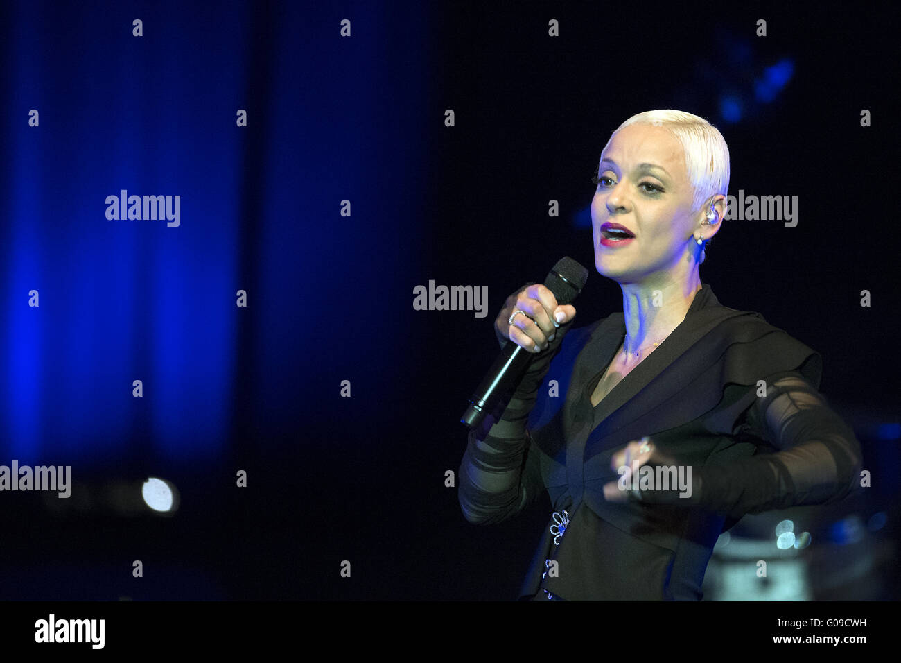 Mariza: The best Fado voice ever in Concert - Berlin Stock Photo - Alamy