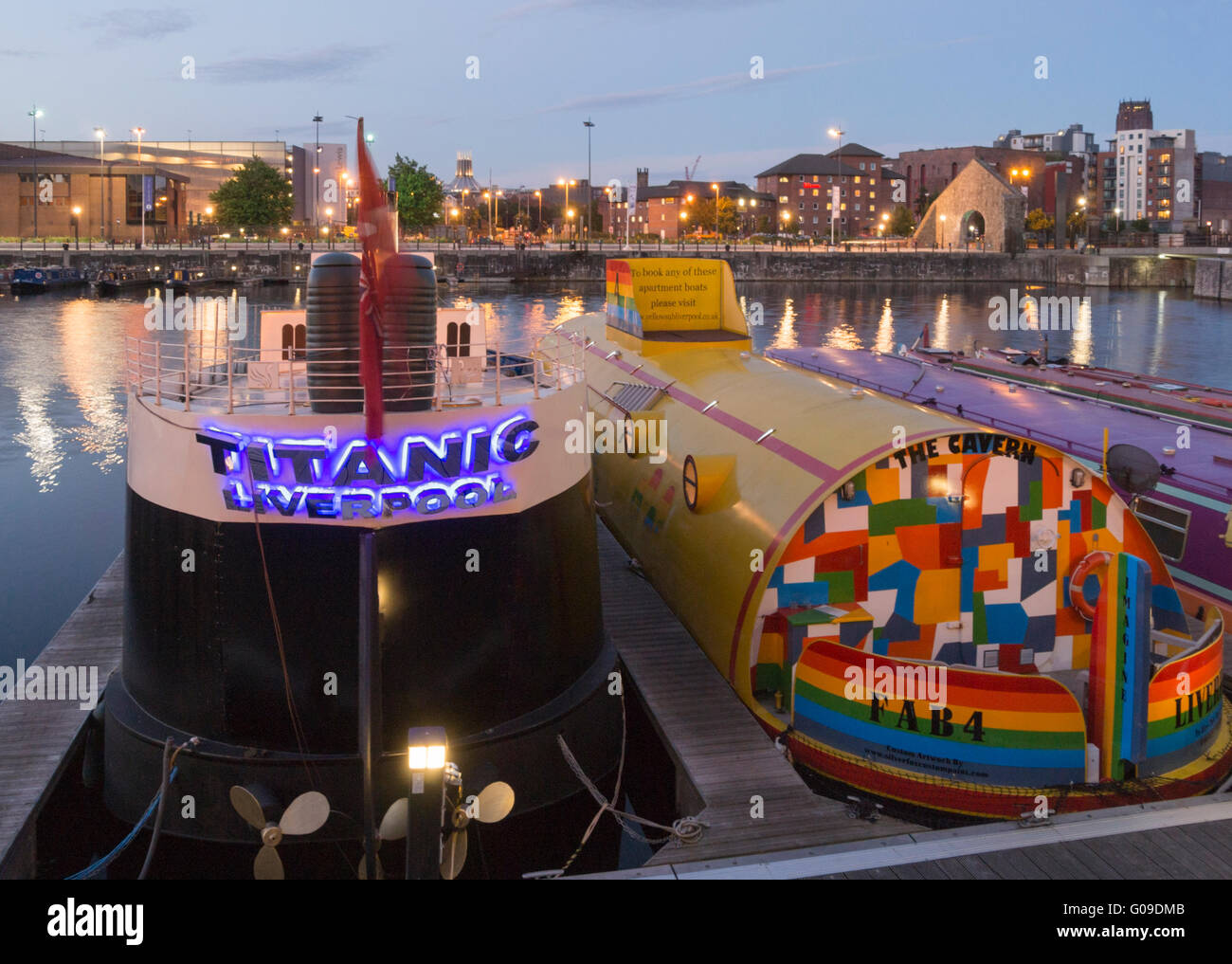 Liverpool yellow submarine hi-res stock photography and images - Alamy