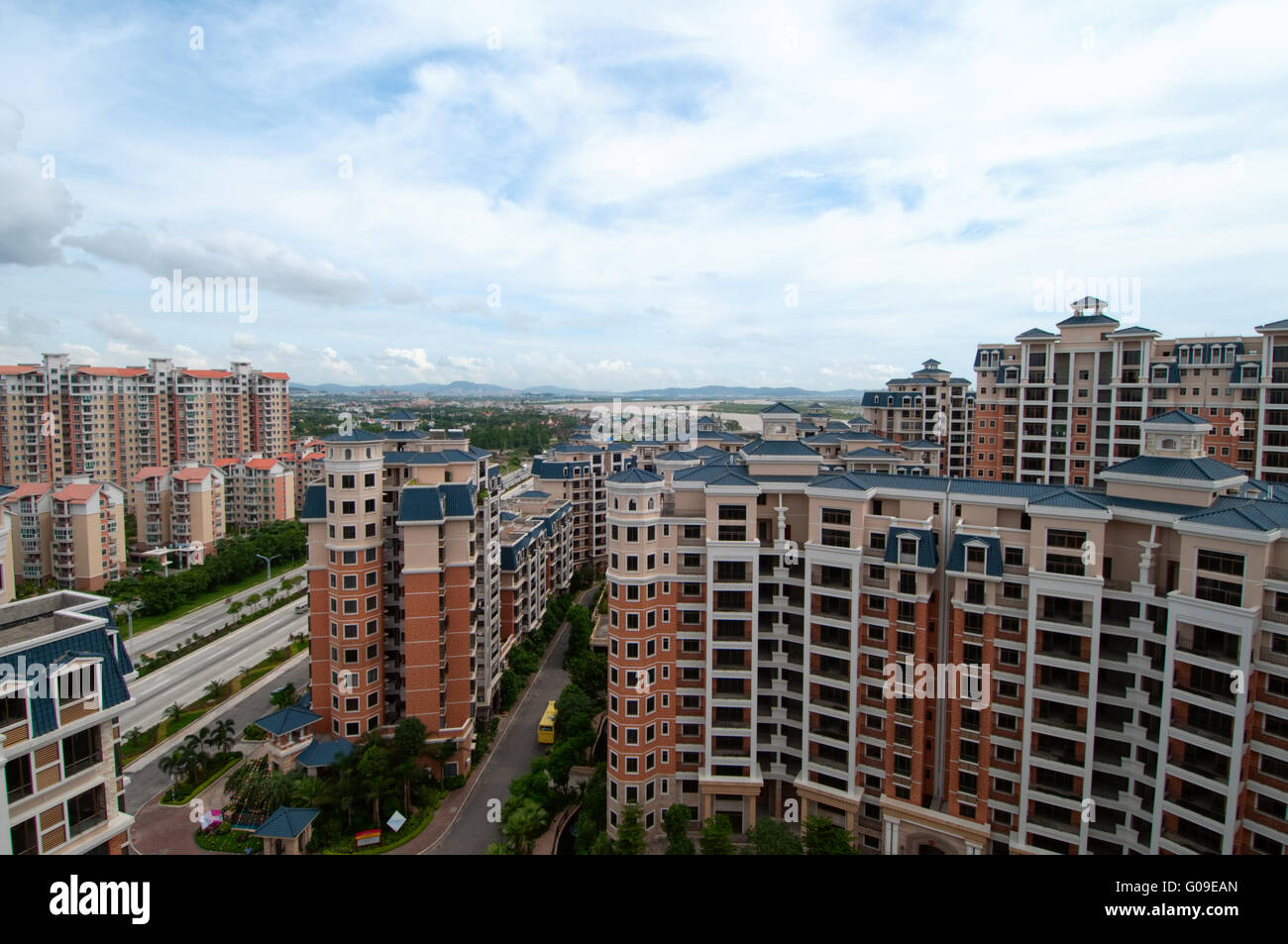 Perspective view of Modern and new apartment building Stock Photo - Alamy