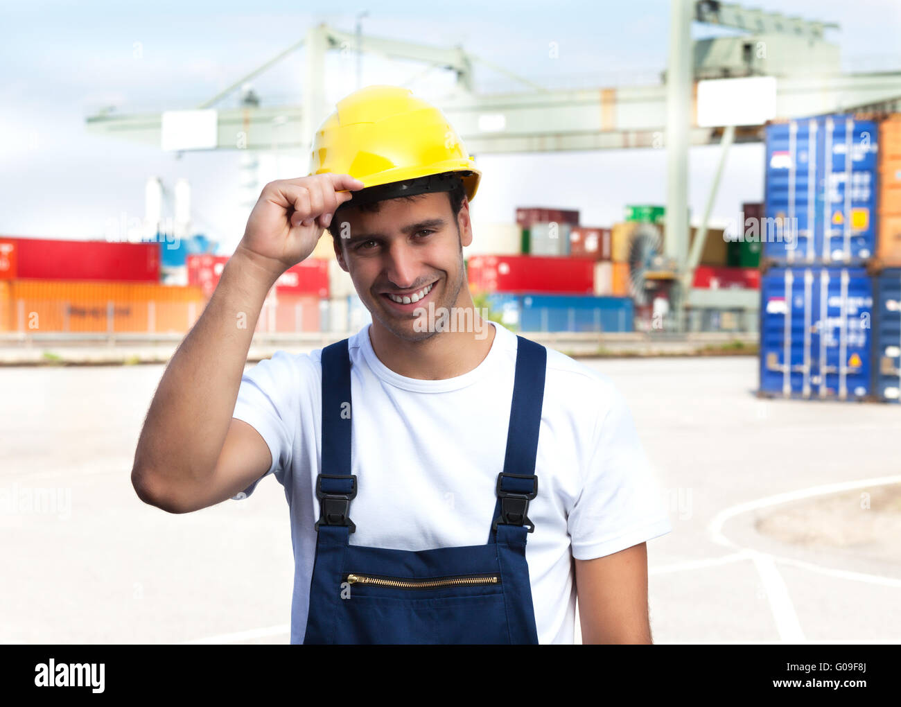Dockworker shipping container hi-res stock photography and images - Alamy