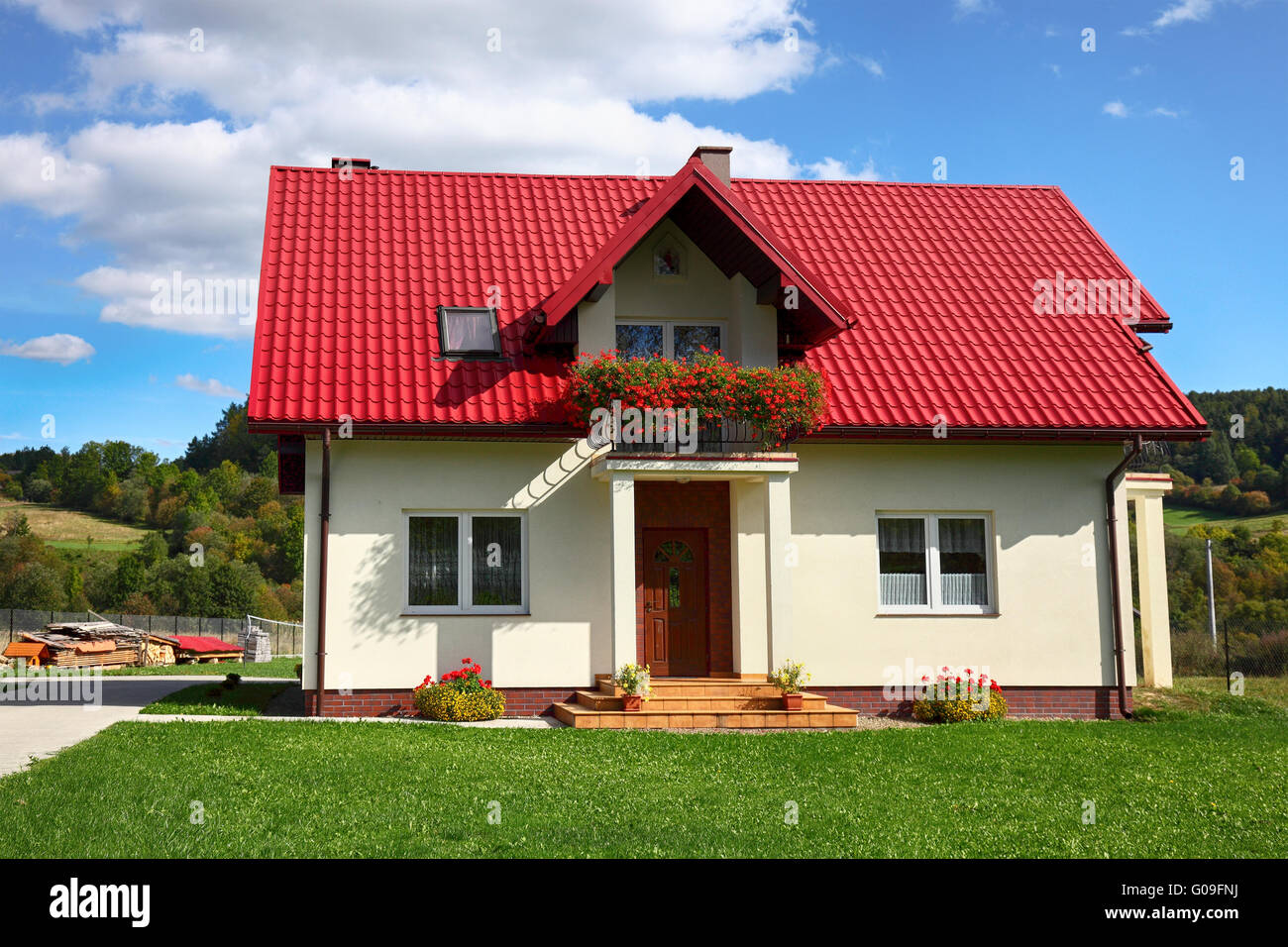 Single family house Stock Photo - Alamy
