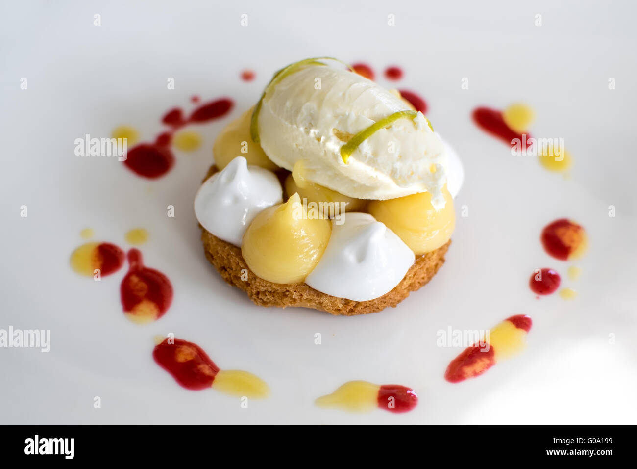 Desert food plate hi-res stock photography and images - Alamy