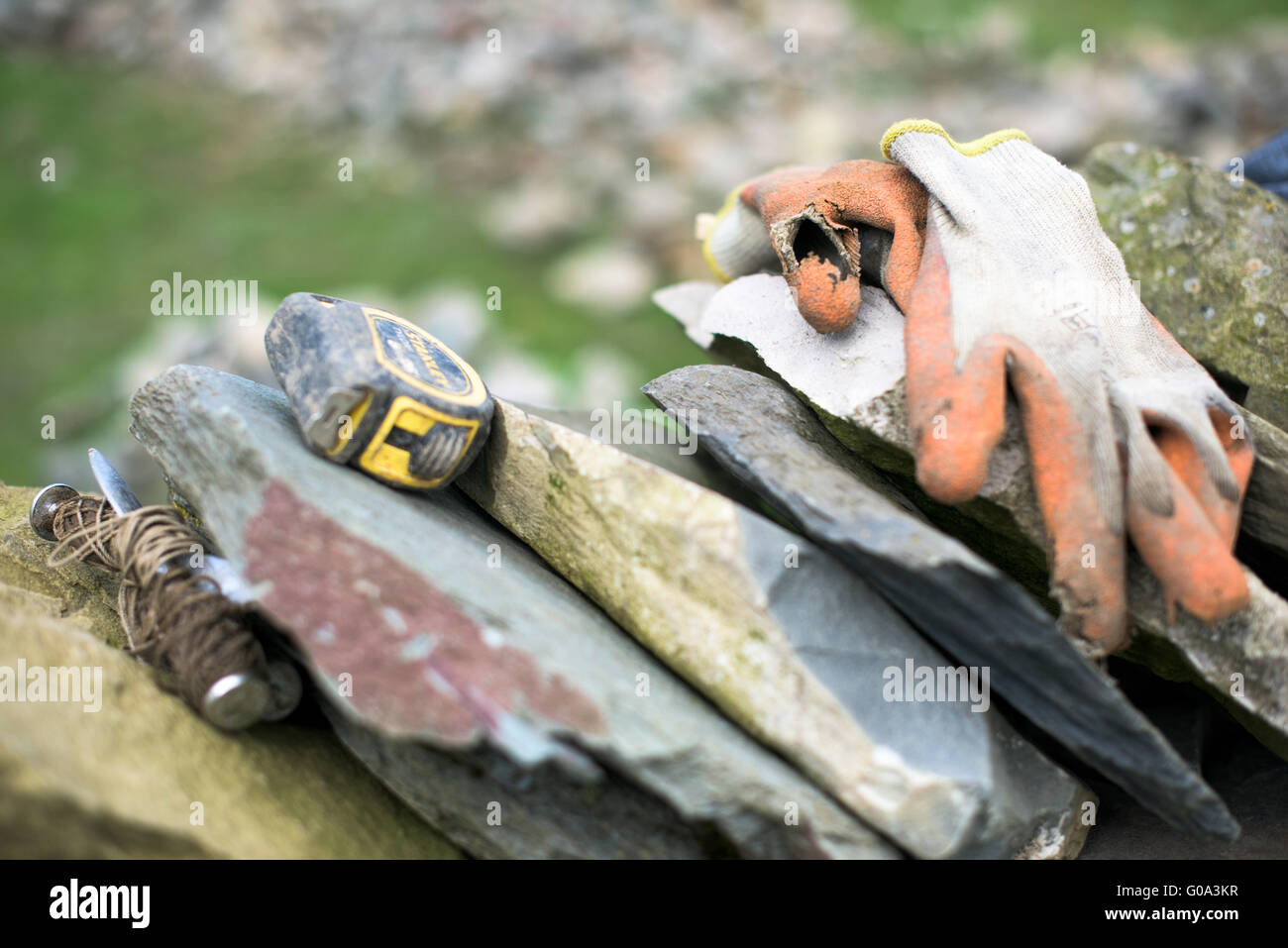 Dry stone walling hi-res stock photography and images - Alamy