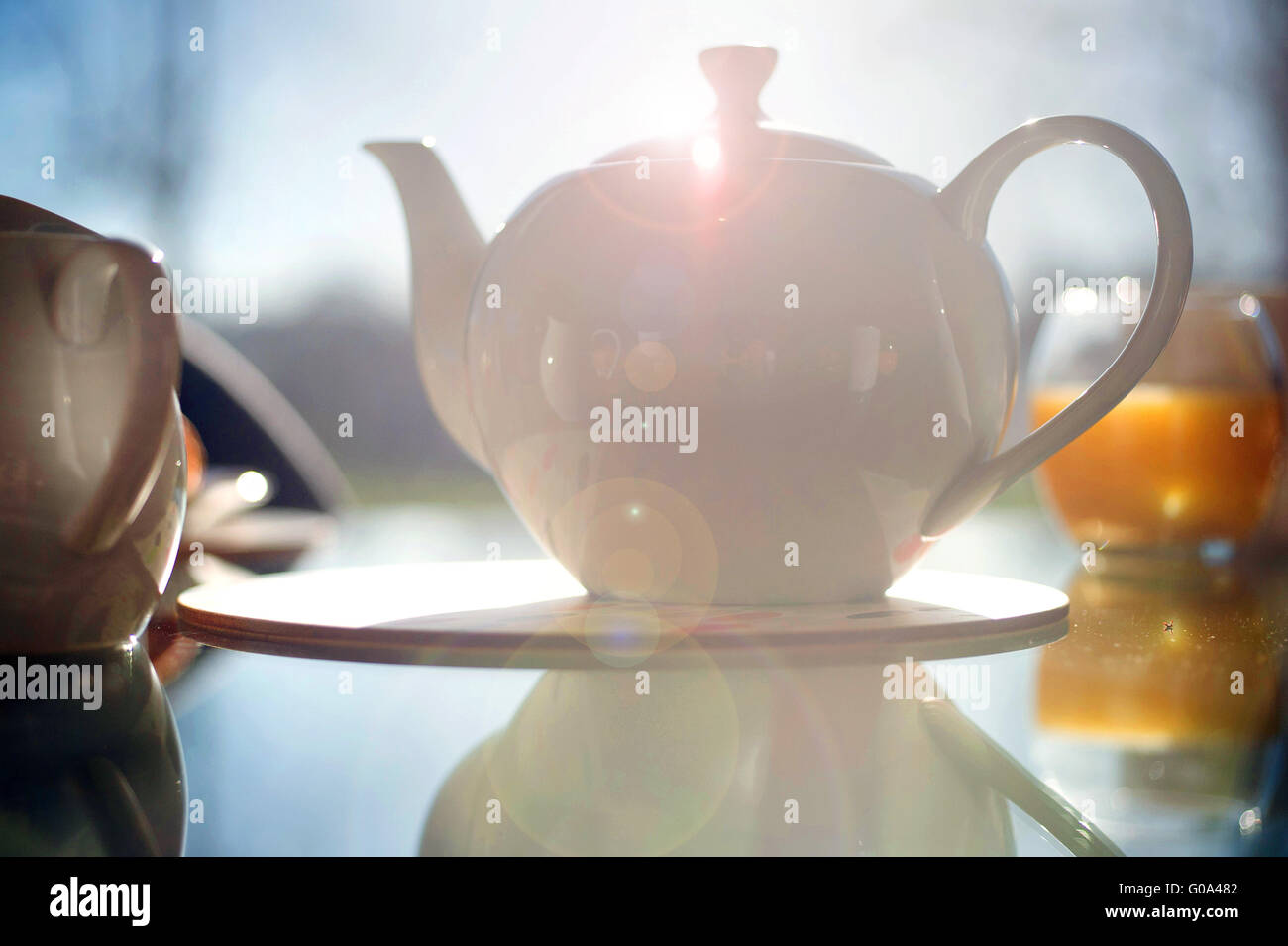 Morning tea / teapot at breakfast Stock Photo - Alamy