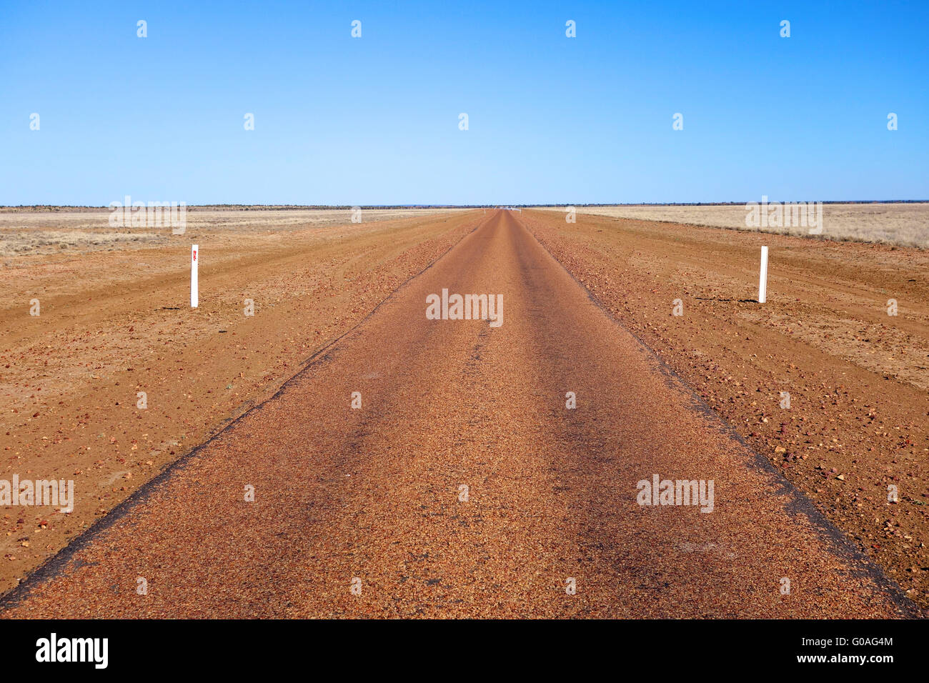 Remote outback road in central Australia Stock Photo - Alamy