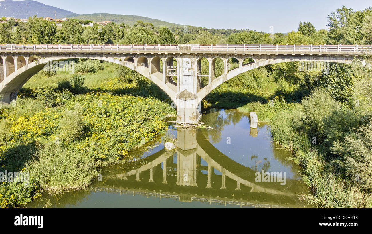 New Besalú Bridge With Flowers Catalonia Spain Stock Photo - Alamy