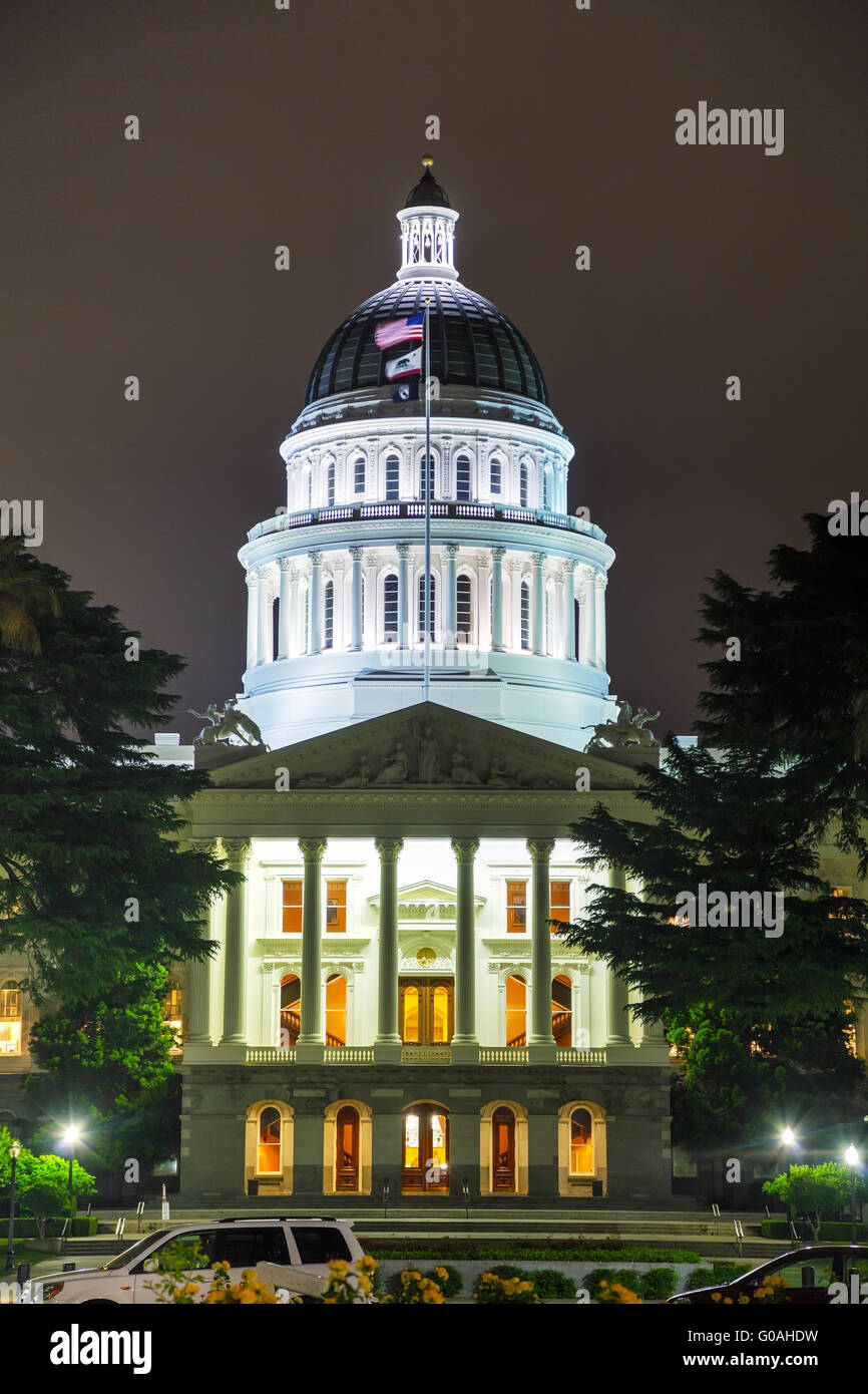 California state capitol building in Sacramento Stock Photo - Alamy
