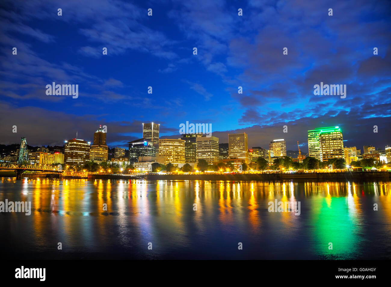 Night panorama downtown portland hi-res stock photography and images ...