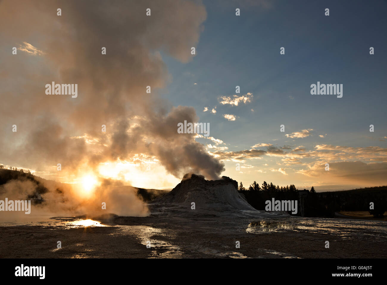 WY01581-00...WYOMING - Castle geyser preparing for an early morning ...