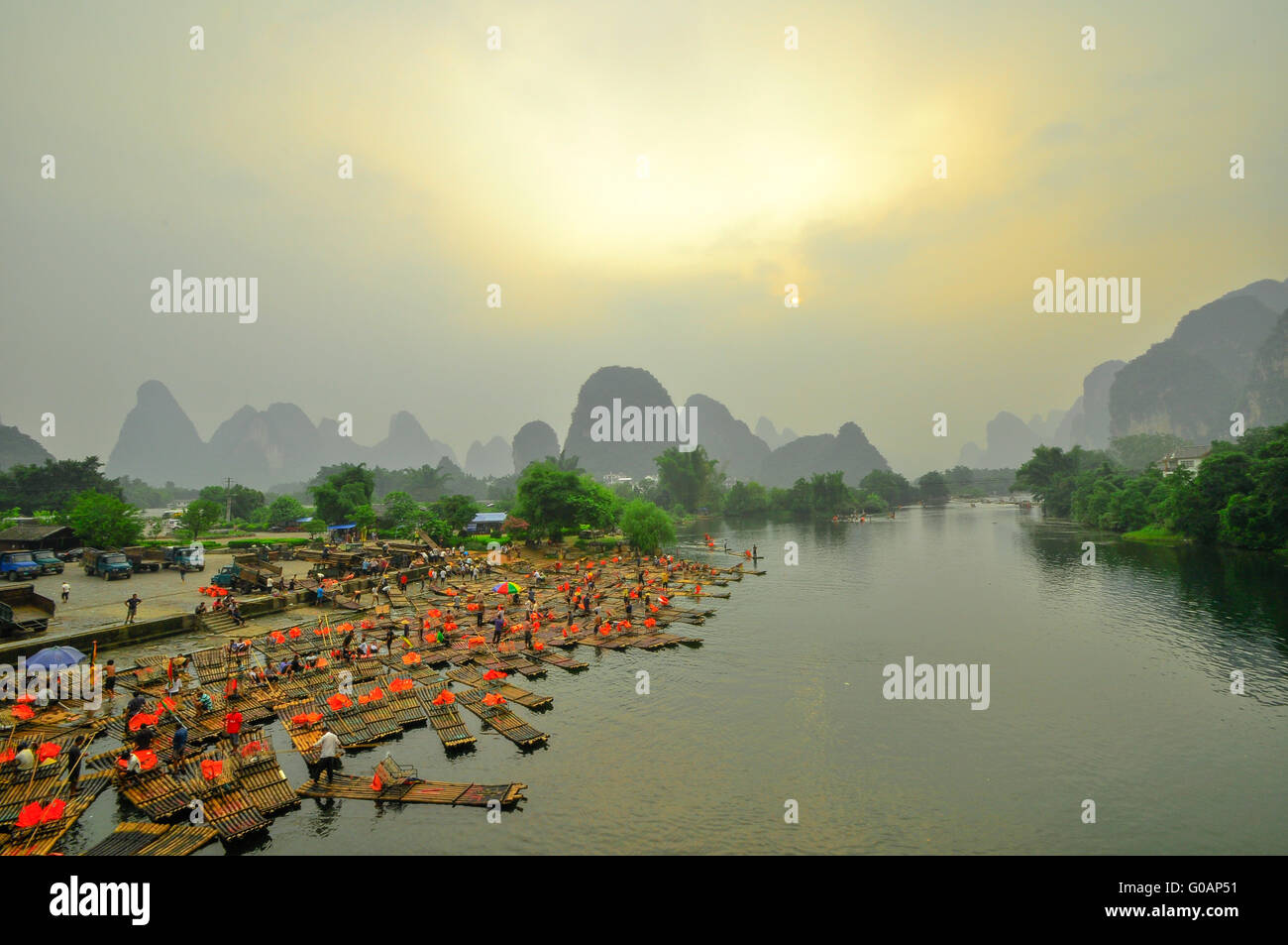 Li river mountain landscape in Yangshuo Guilin Stock Photo - Alamy