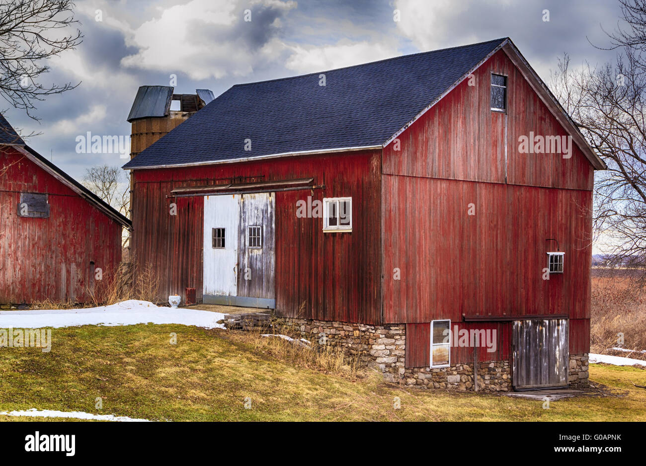 Red Country Barn Stock Photo - Alamy