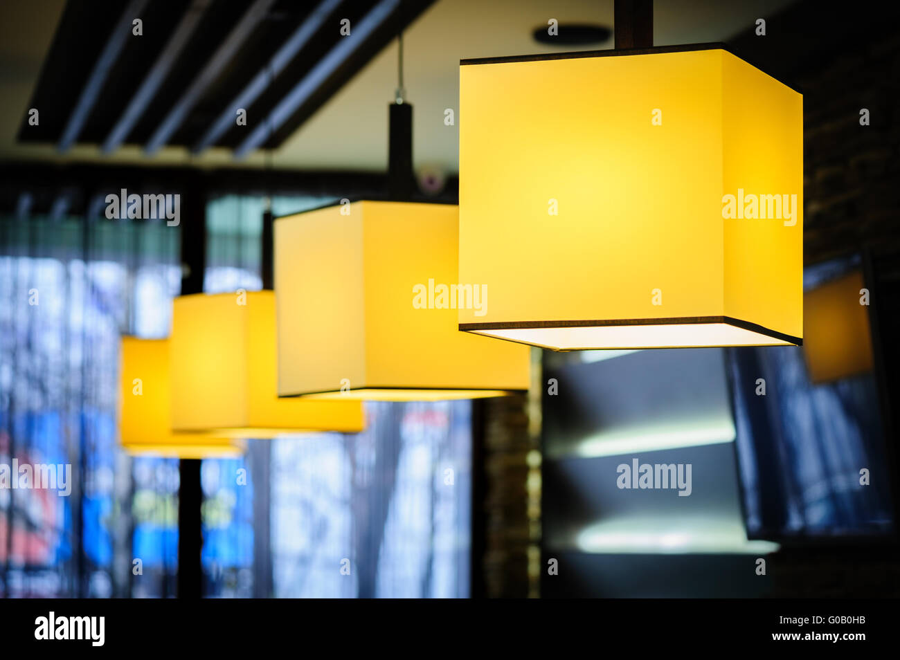 Restaurant cube hi-res stock photography and images - Alamy