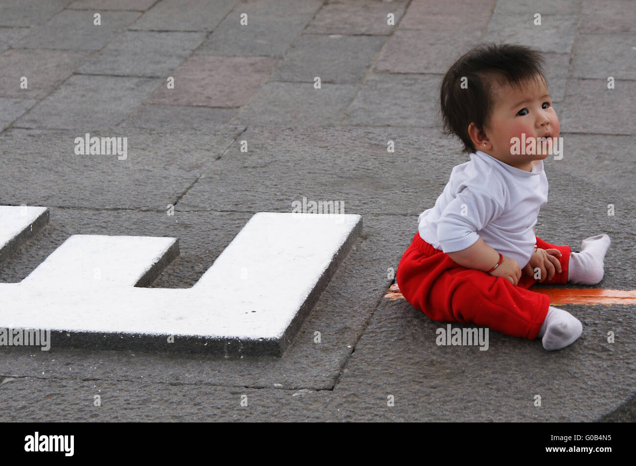 Equator line hi-res stock photography and images - Alamy