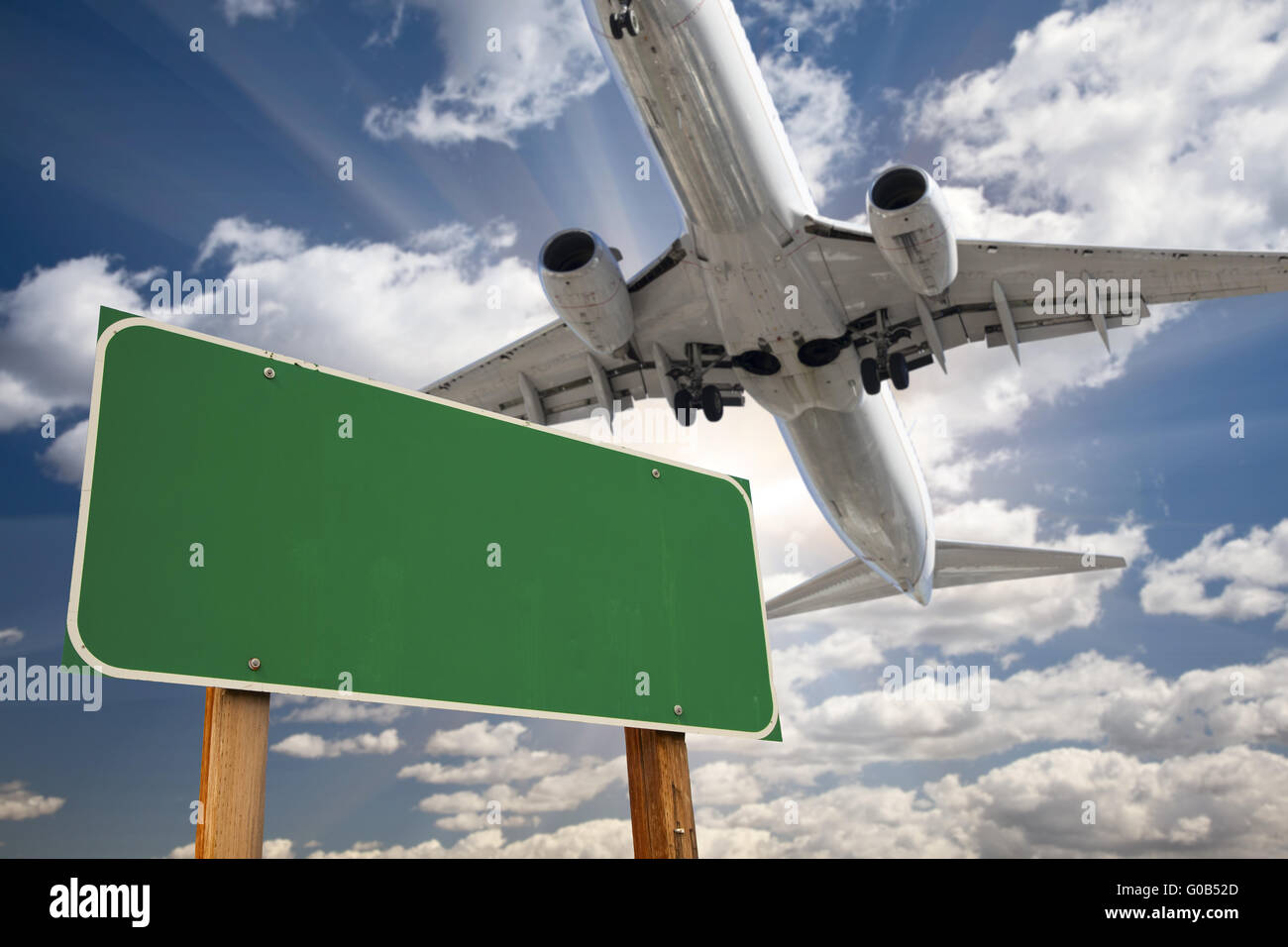 Airplane road sign hi-res stock photography and images - Alamy