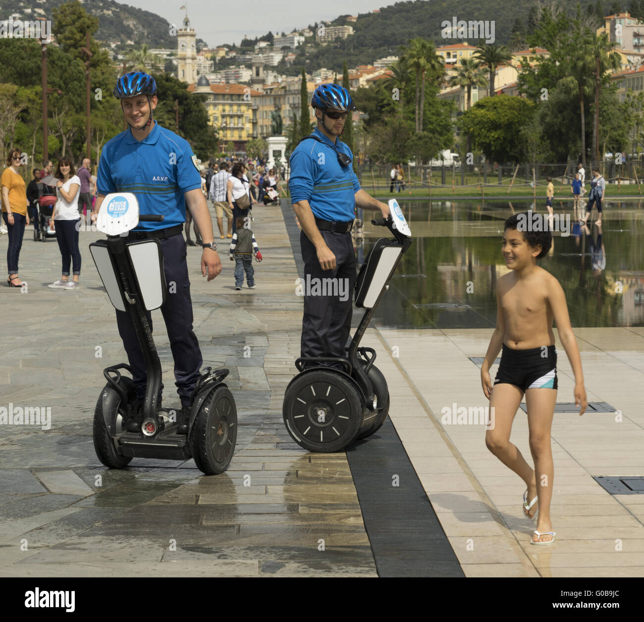 Mobile guards hi-res stock photography and images - Alamy