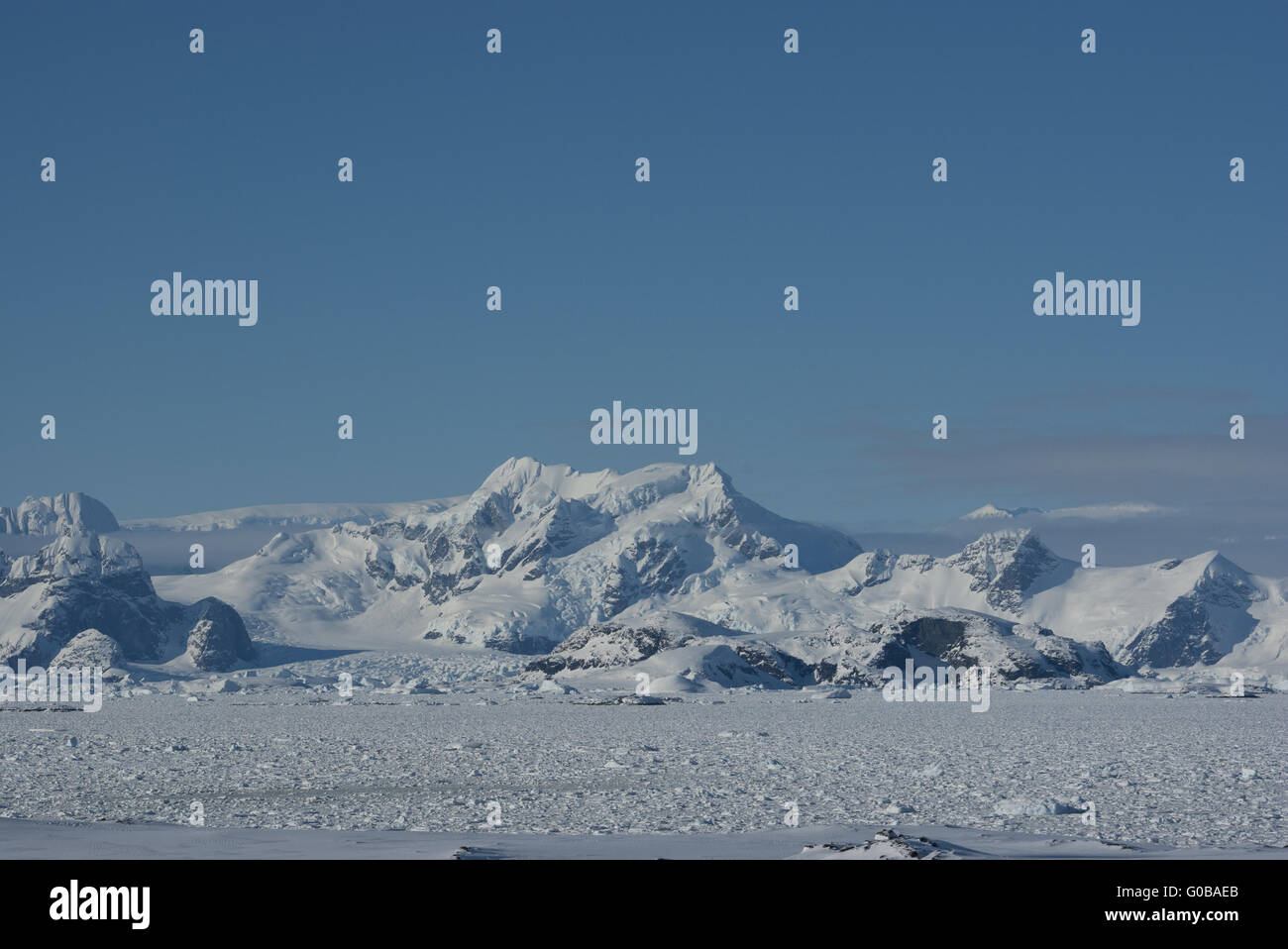 Mountains of Antarctica - 6 Stock Photo - Alamy