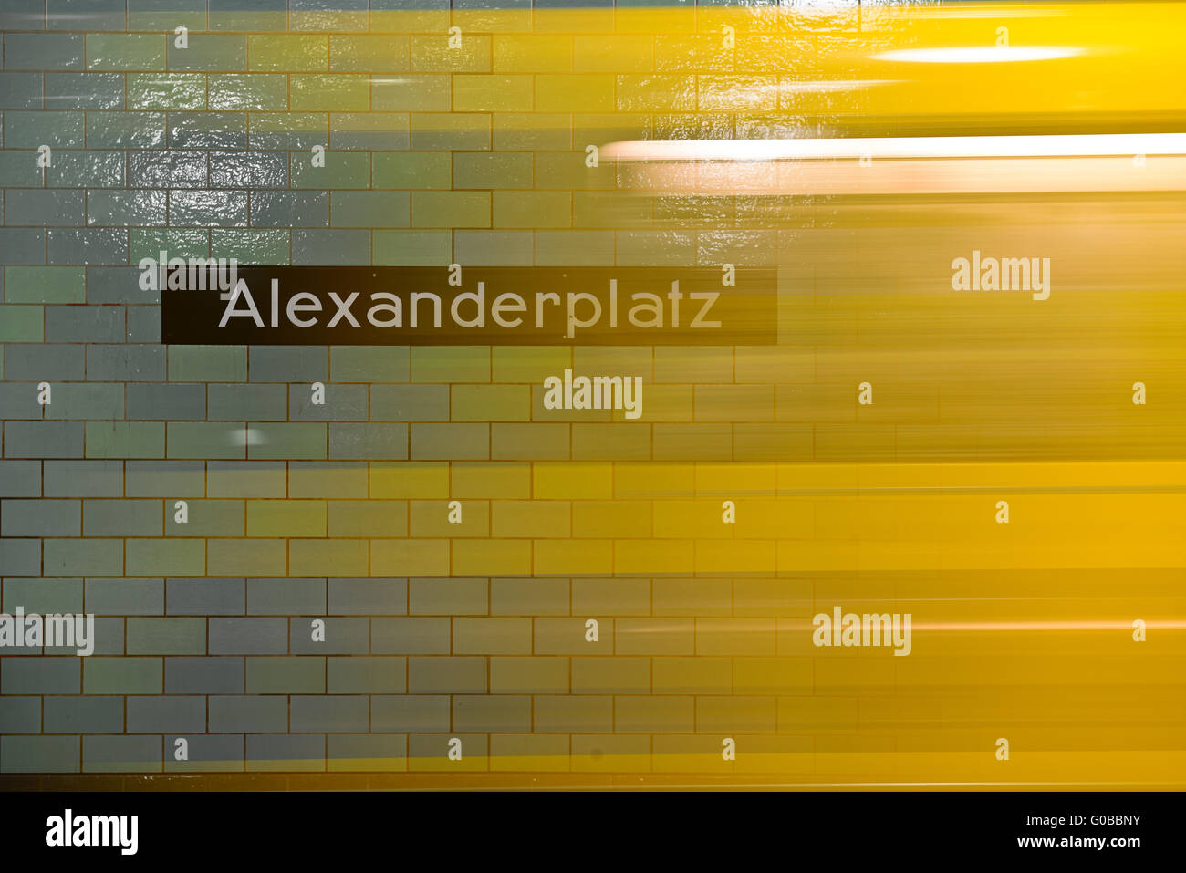 Berlin m bahn hi-res stock photography and images - Alamy