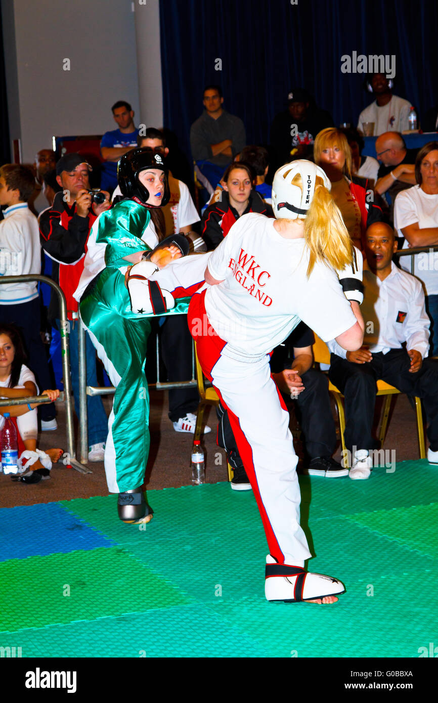 Kickboxing competition hi-res stock photography and images - Alamy