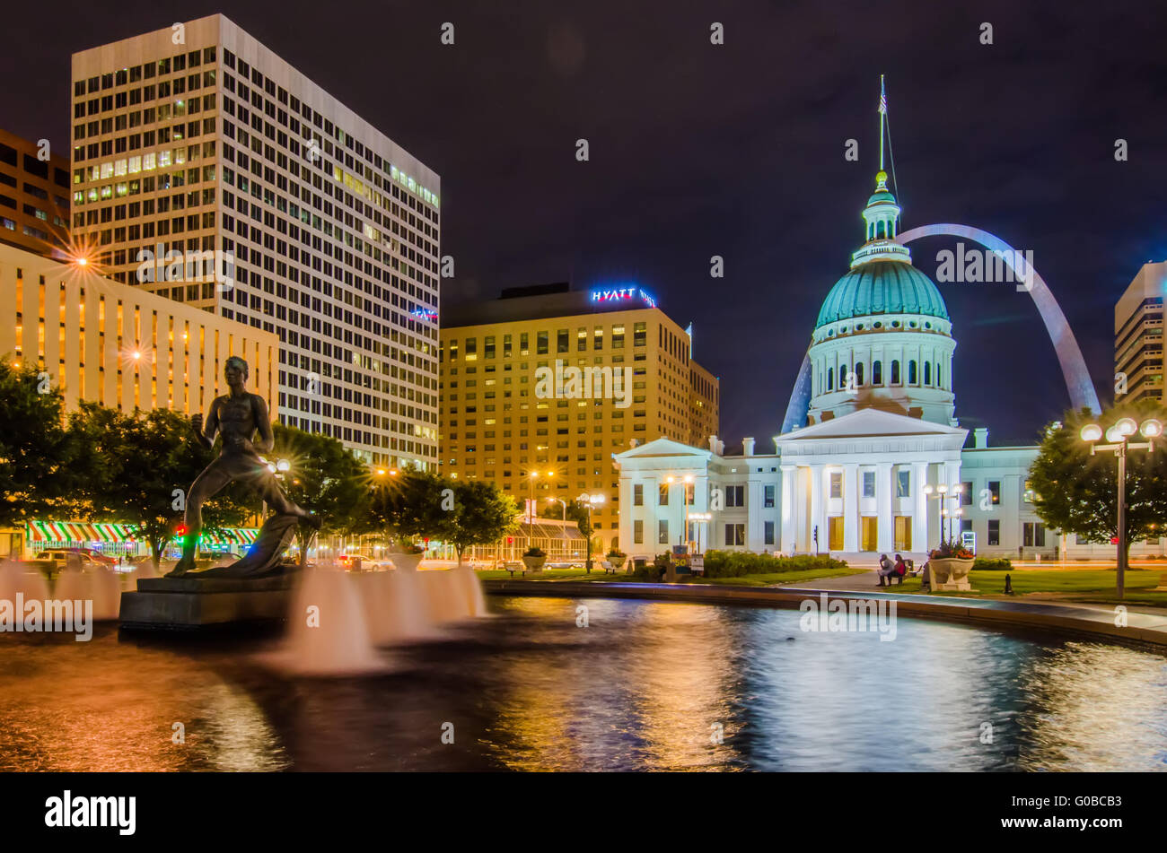 St. Louis downtown skyline buildings at night Stock Photo - Alamy