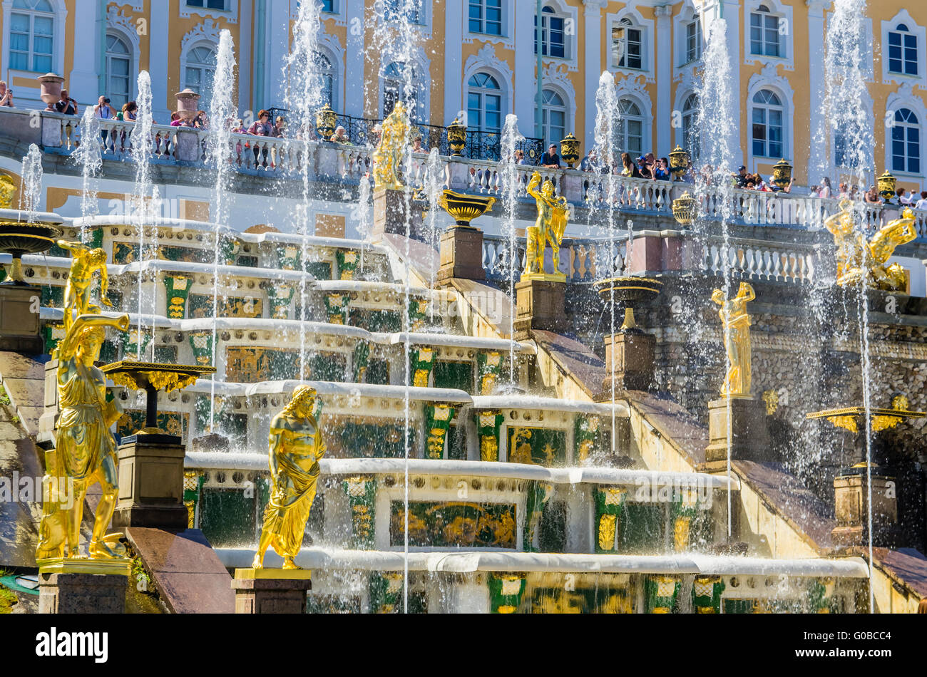 View on Great Cascade Fountain in Peterhof, Russia Stock Photo - Alamy