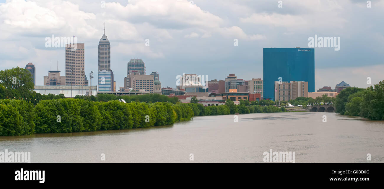 A view of the skyline of Indianapolis, Indiana Stock Photo - Alamy