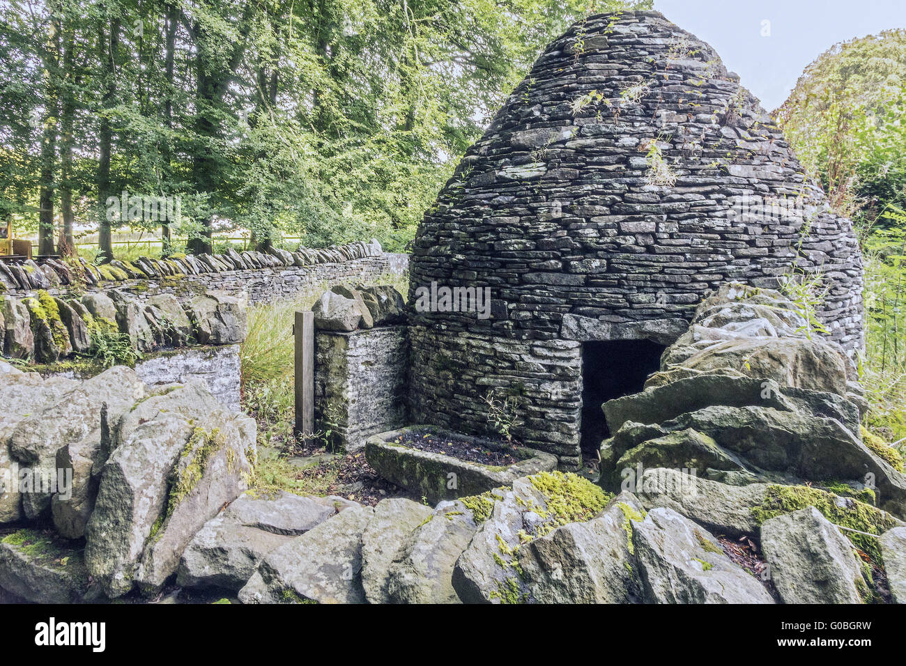 Corbelled roof hi-res stock photography and images - Alamy