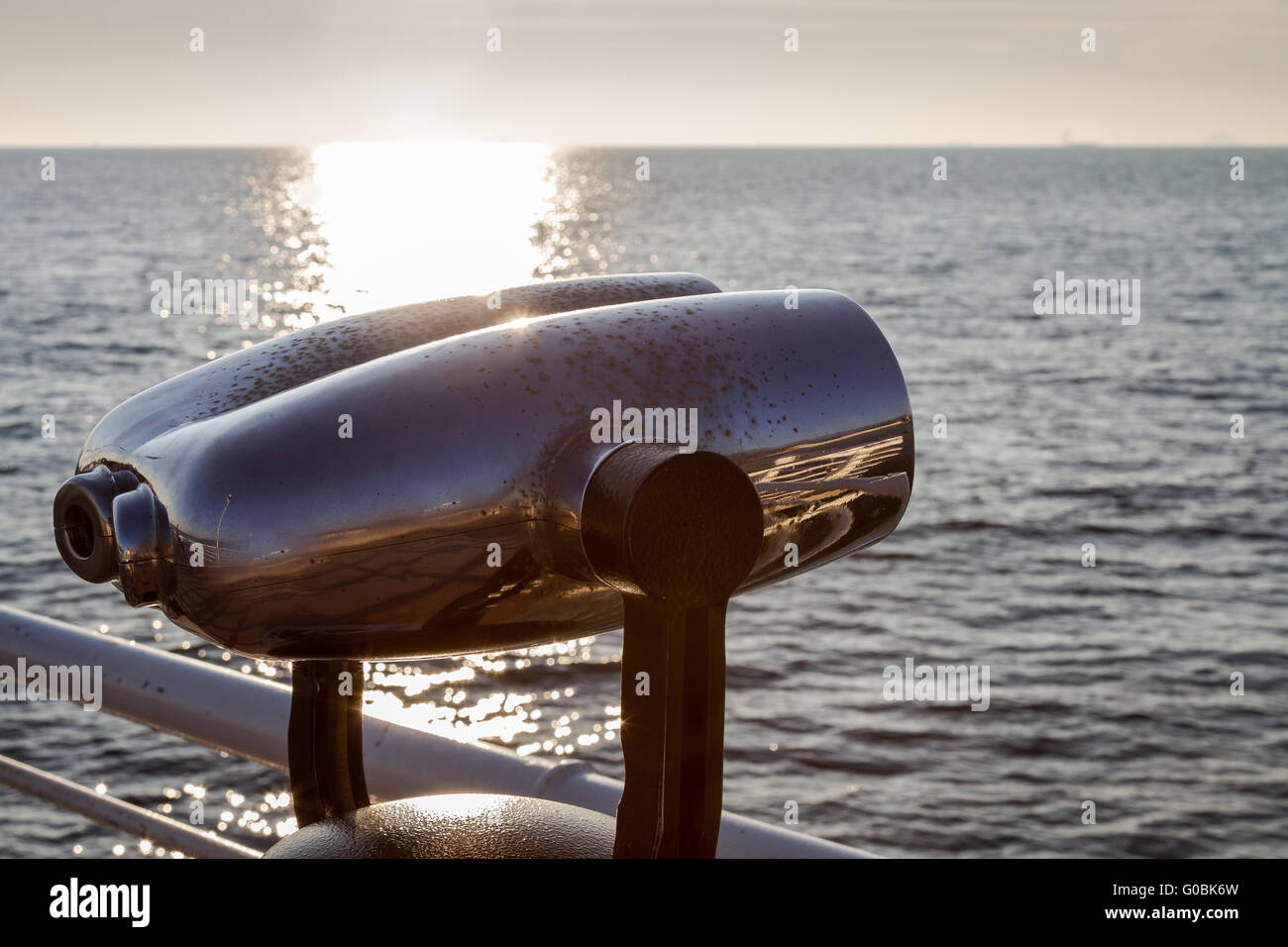 Nostalgic spy glass hi-res stock photography and images - Alamy