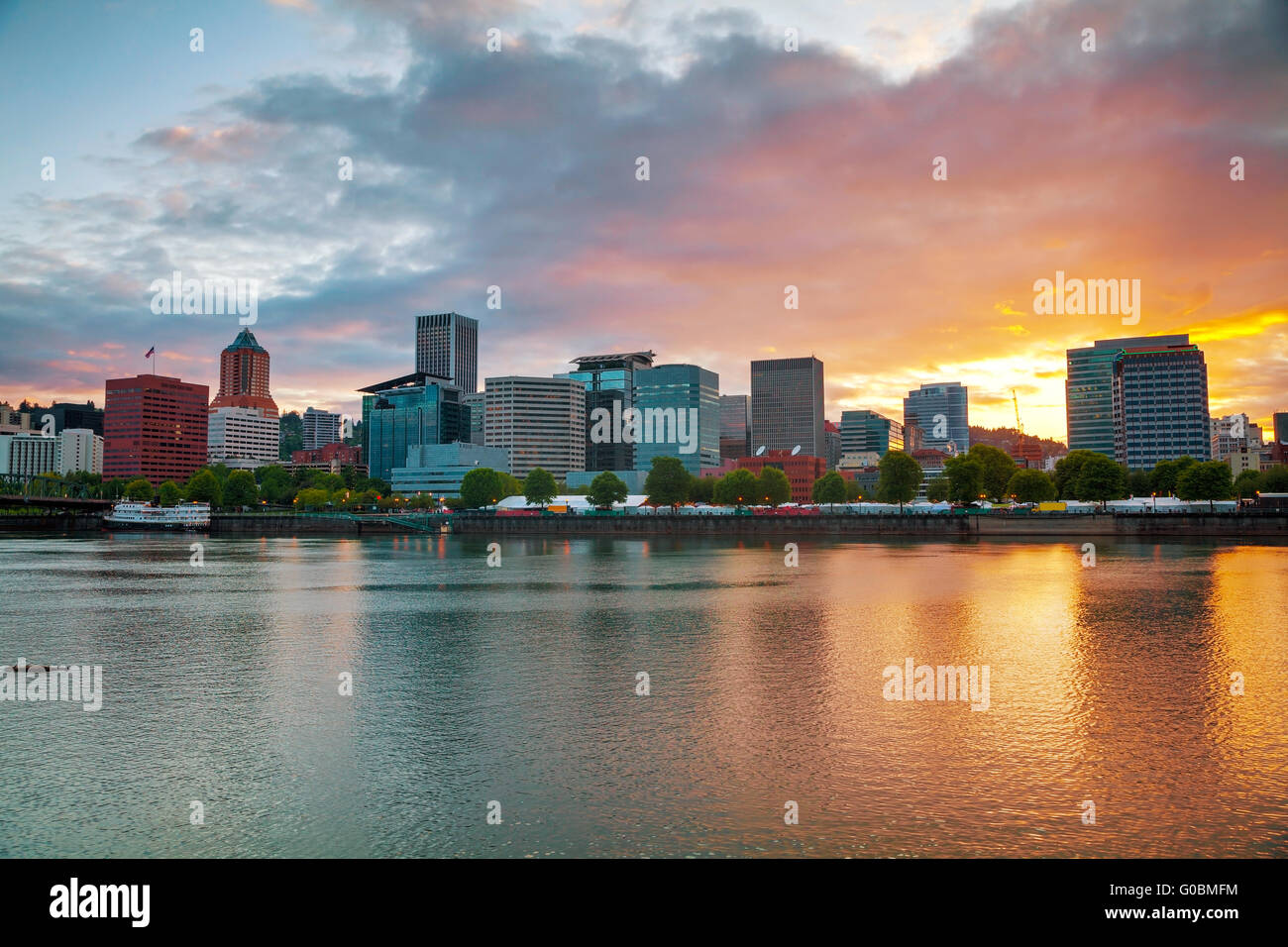 Downtown Portland cityscape at the sunset time Stock Photo - Alamy