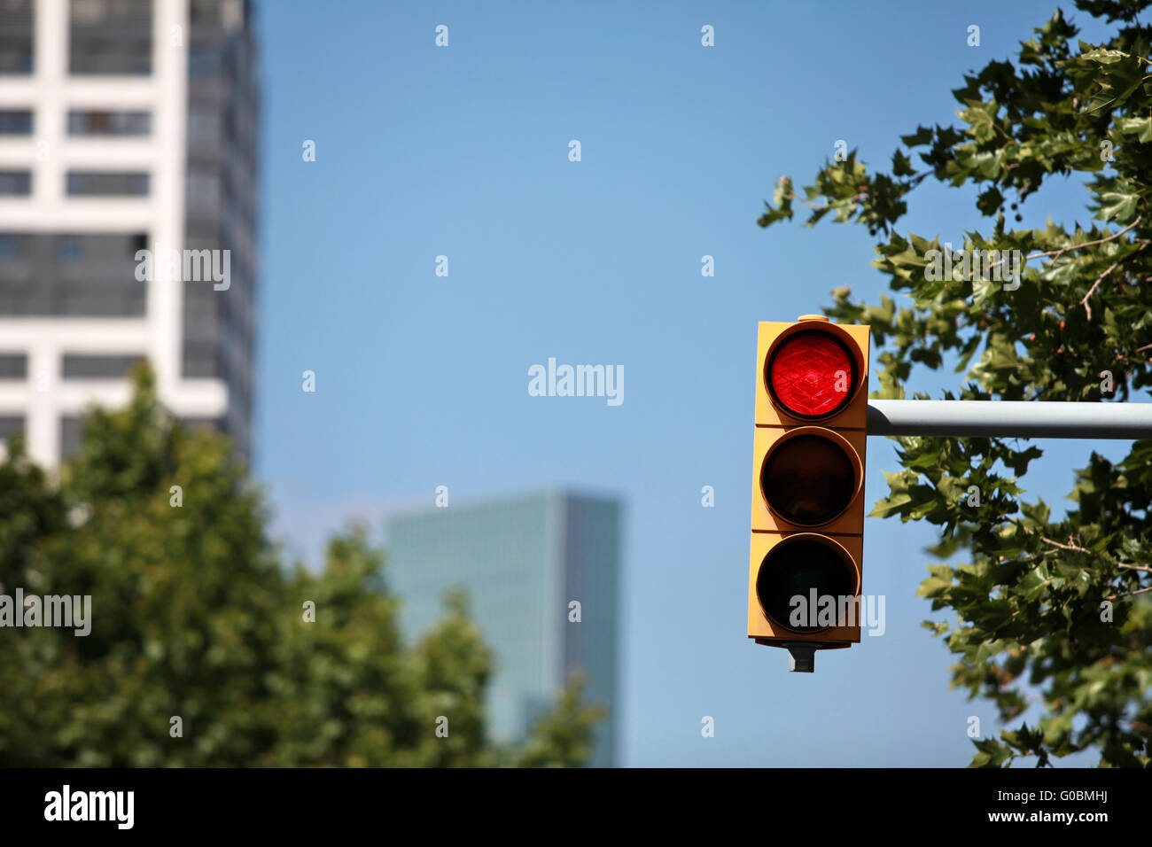 red traffic light Stock Photo - Alamy