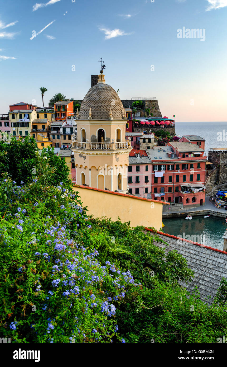 Explore vernazza hi-res stock photography and images - Alamy
