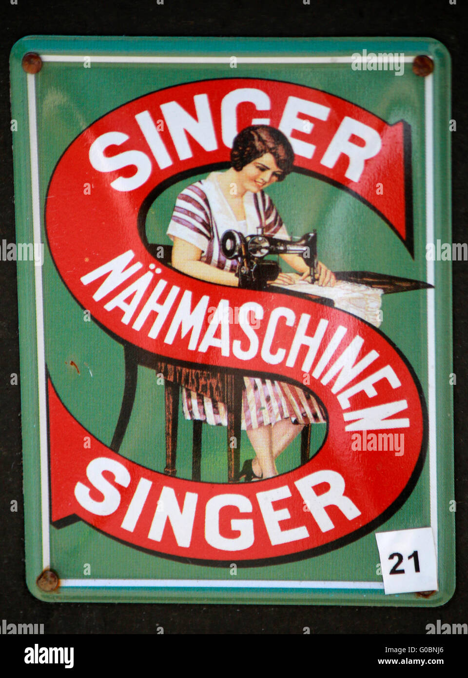 Singer Logo High Resolution Stock Photography and Images - Alamy