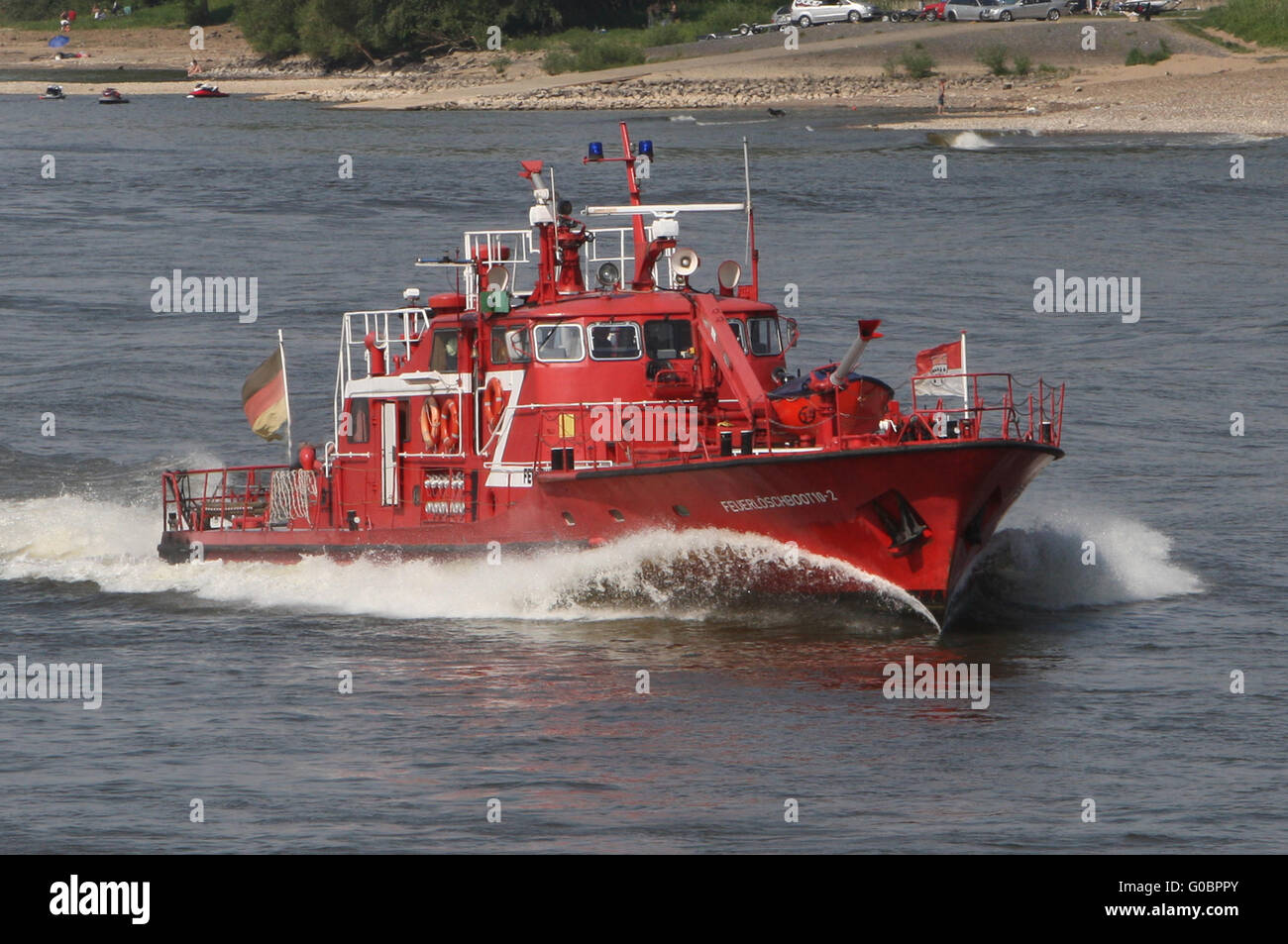 Firefighter boat hi-res stock photography and images - Alamy