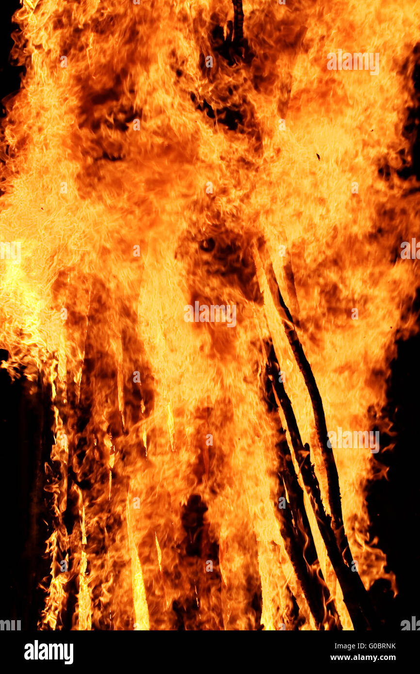 Beautiful camp fire at the dark night Stock Photo - Alamy