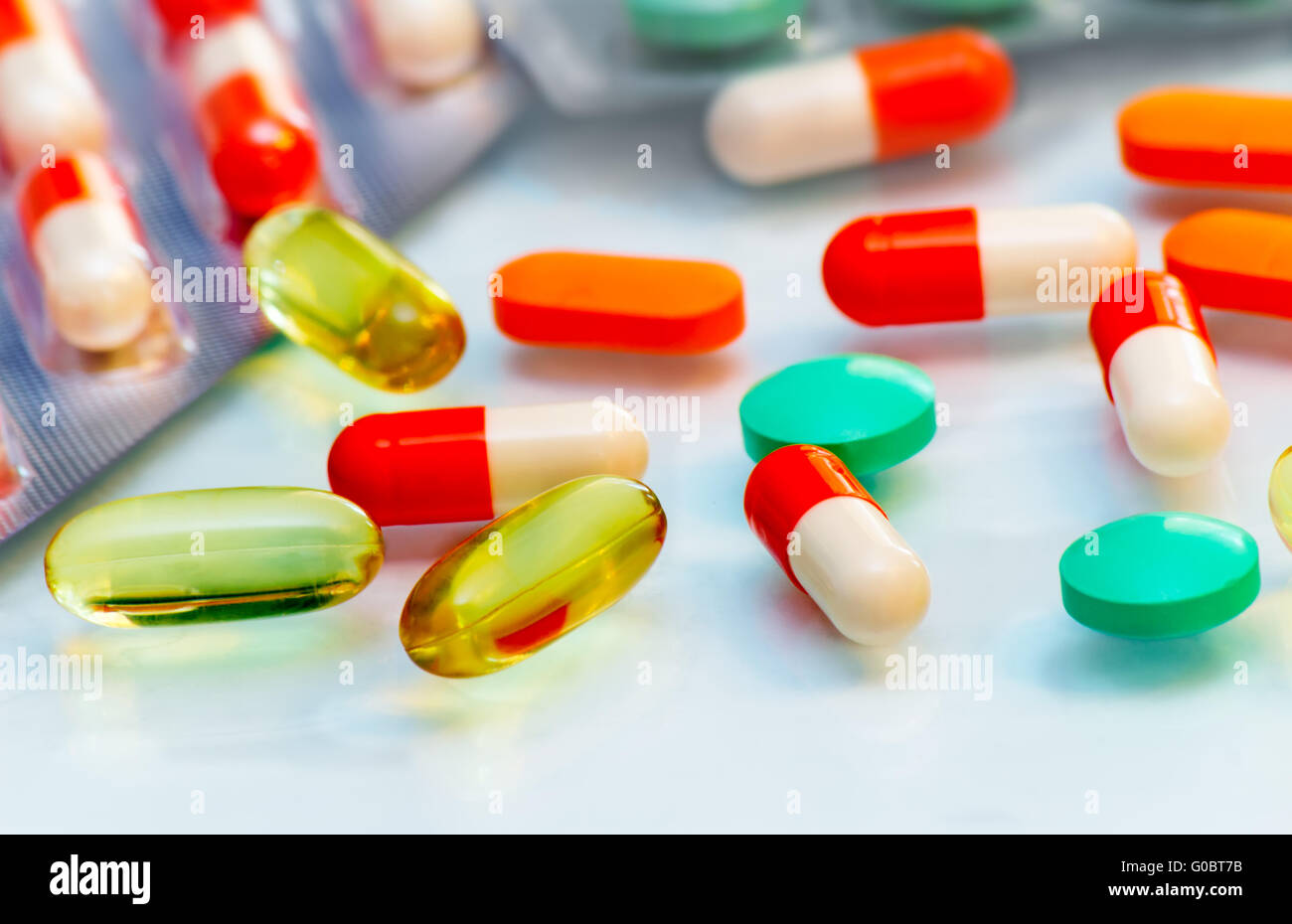 Drugs: tablets and capsules Stock Photo - Alamy