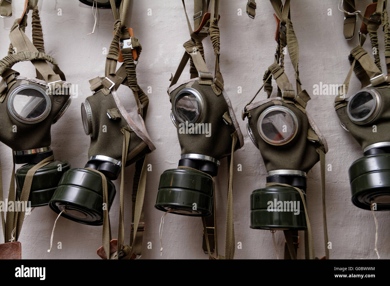Ww ii gas mask hi-res stock photography and images - Alamy