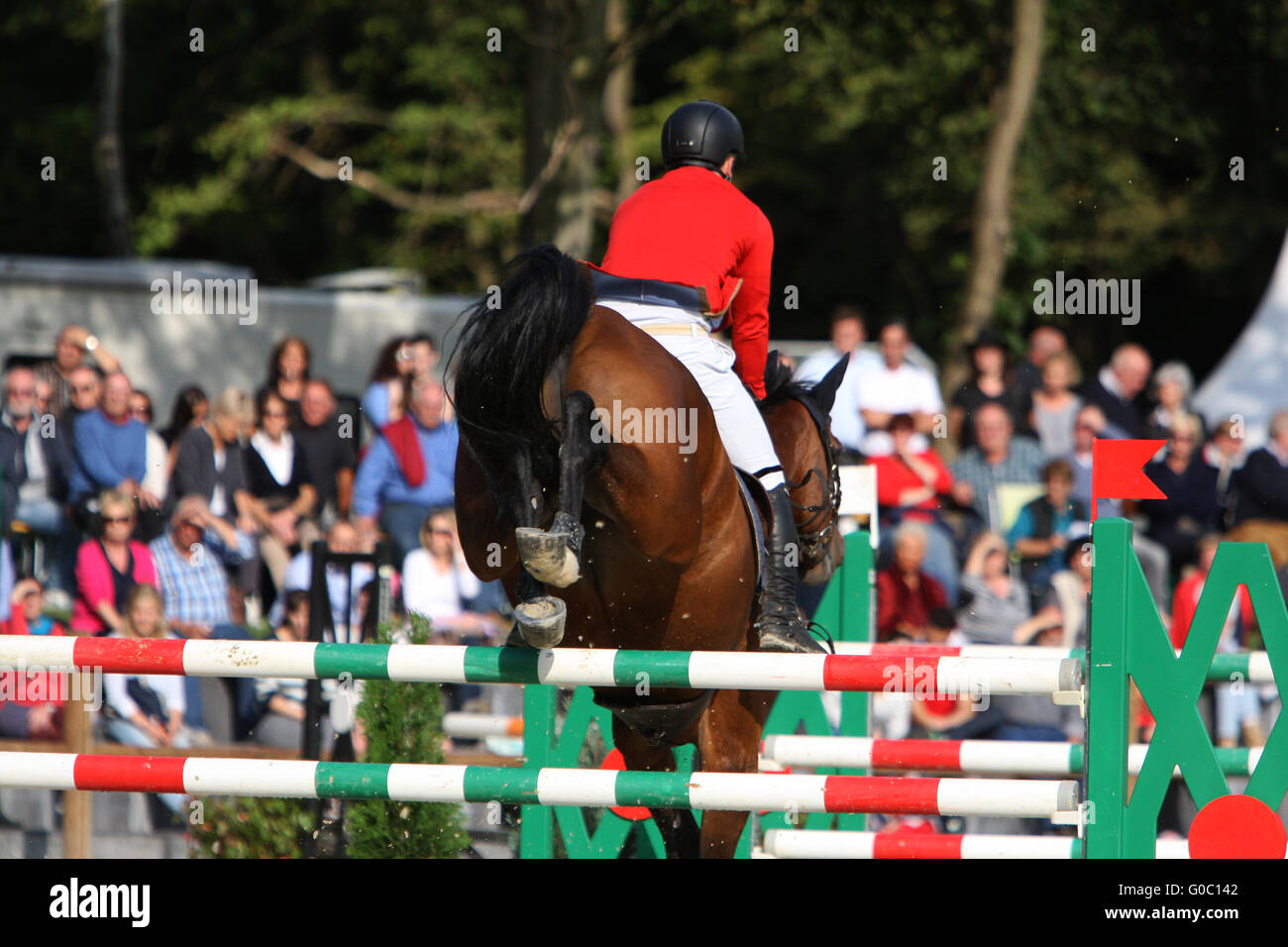 Man jumping over barrier hi-res stock photography and images - Alamy