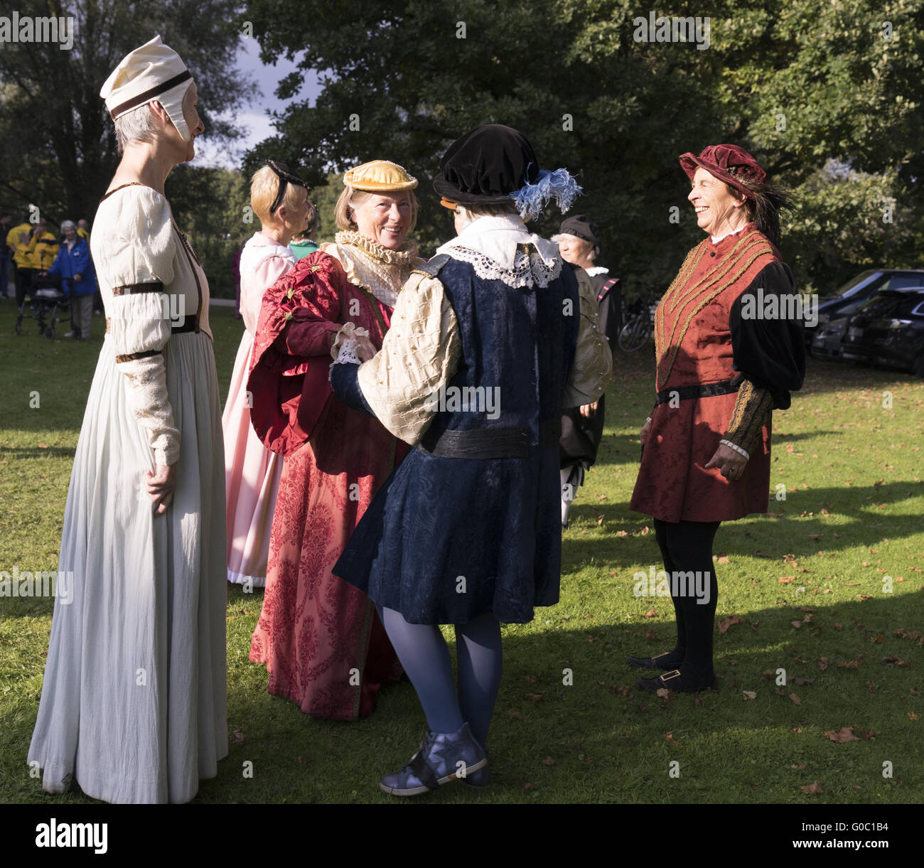 Contra dance hi-res stock photography and images - Alamy