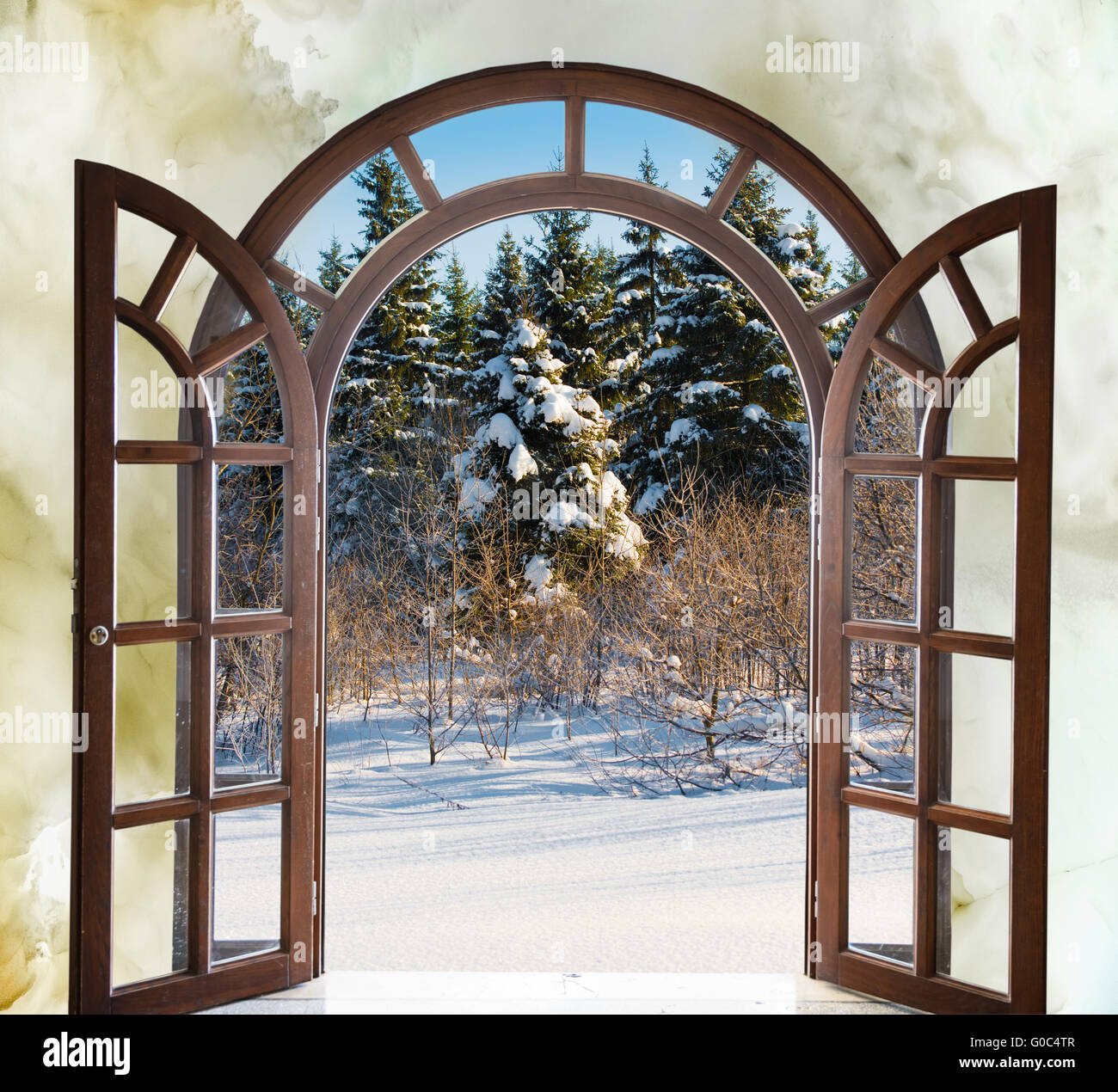 Doorway view landscape door hi-res stock photography and images - Alamy