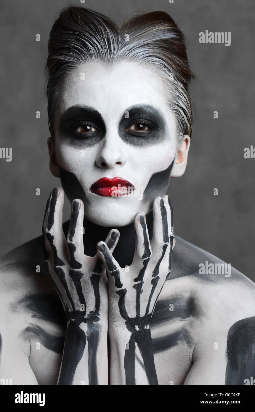 Vampire monster horror skull hi-res stock photography and images - Alamy