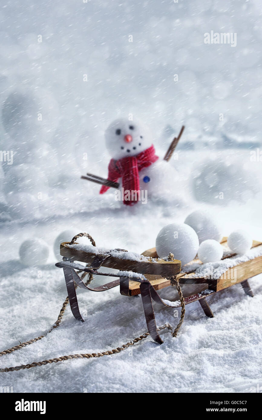 Snowman ride hi-res stock photography and images - Alamy