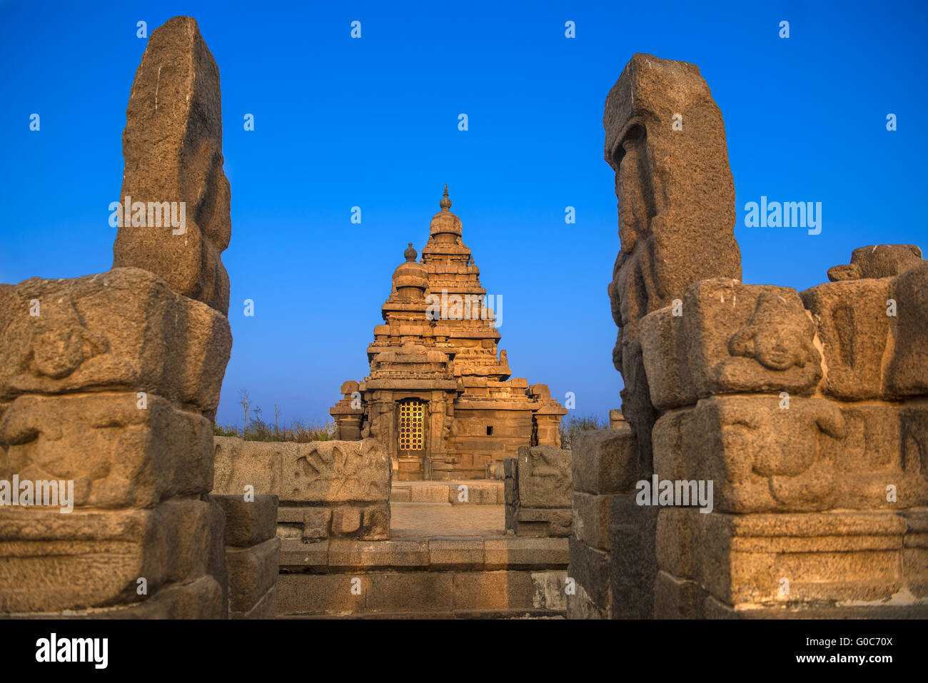 Temple mahabalipuram orange hi-res stock photography and images - Alamy