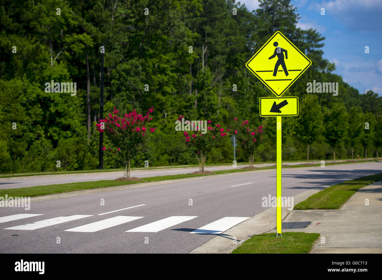 Crossing safe symbol hi-res stock photography and images - Alamy