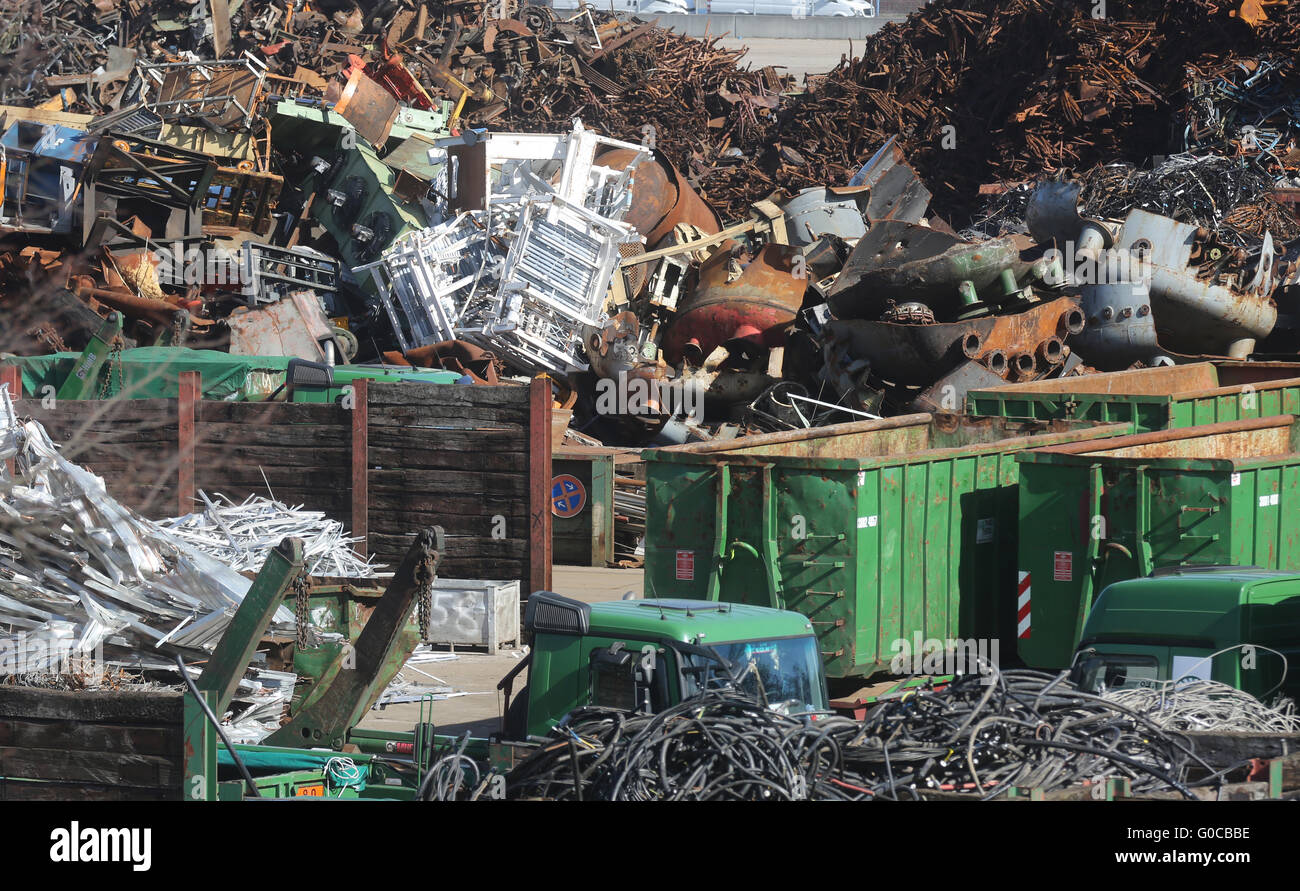 Trade waste recycling hi-res stock photography and images - Alamy