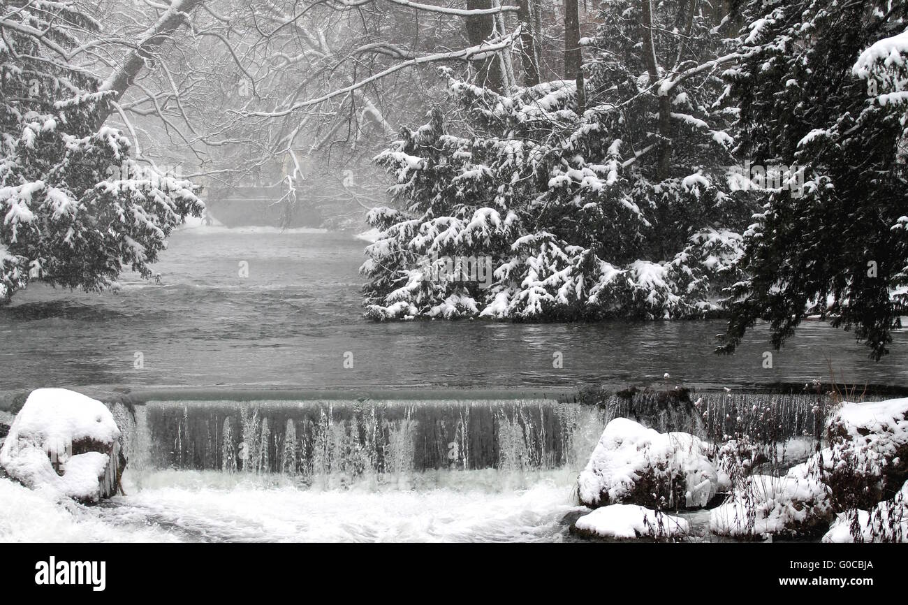 Winter in English Garden Stock Photo - Alamy