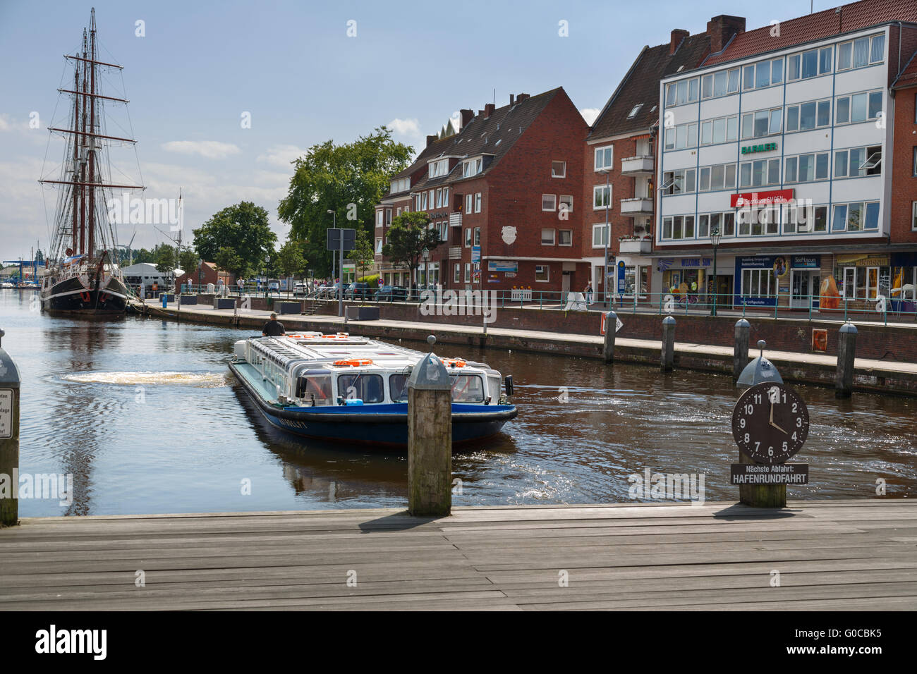 Harbor bollards hi-res stock photography and images - Alamy